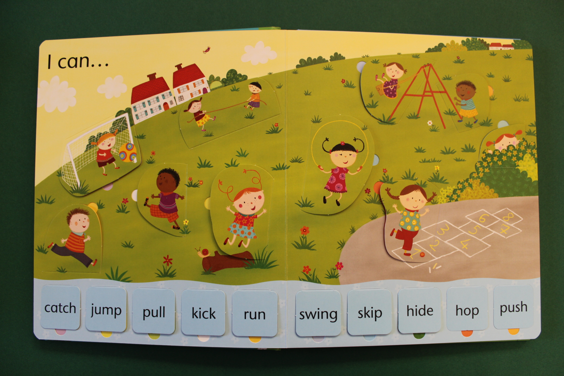 WORD BOOK LIFT-THE-FLAP – Książki na czacie